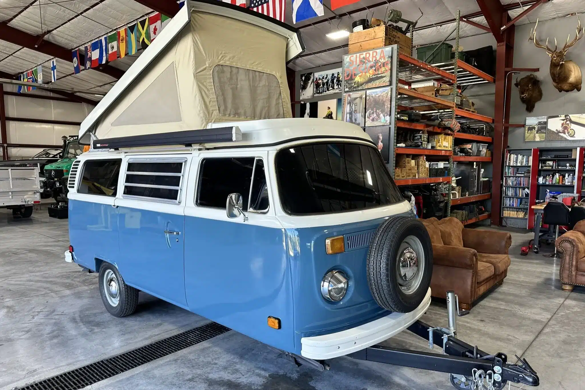 Volkswagen T2 als einzigartiger Wohnwagen-Umbau aus den USA für 5200 ...
