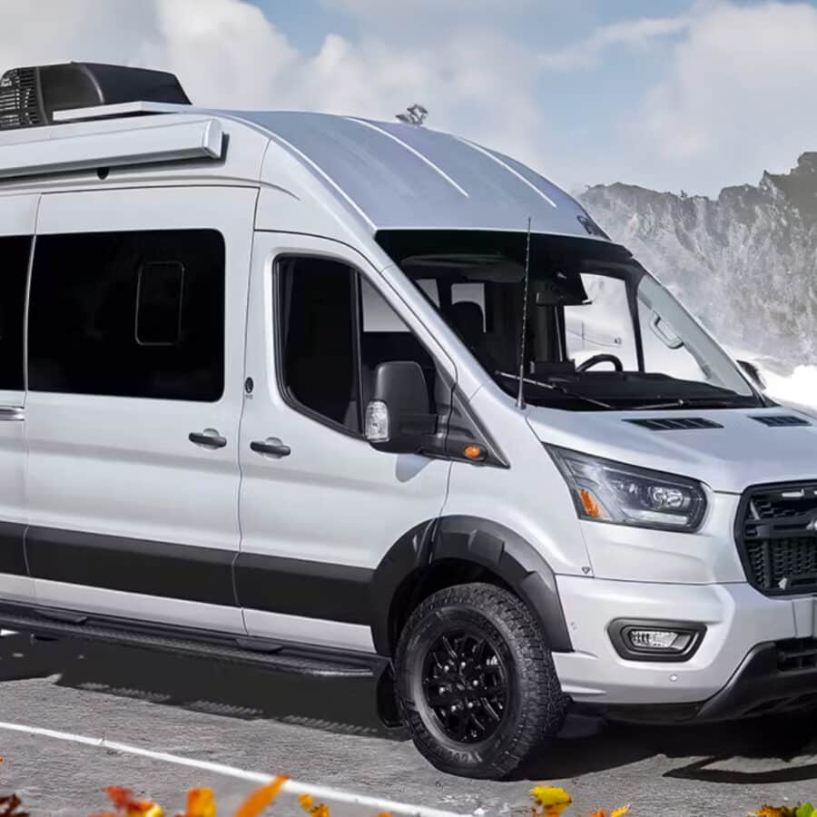 Sportcaravan Cube 2: Wohnwagen aus Deutschland für Motorräder