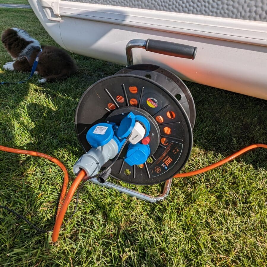 Sportcaravan Cube 2: Wohnwagen aus Deutschland für Motorräder