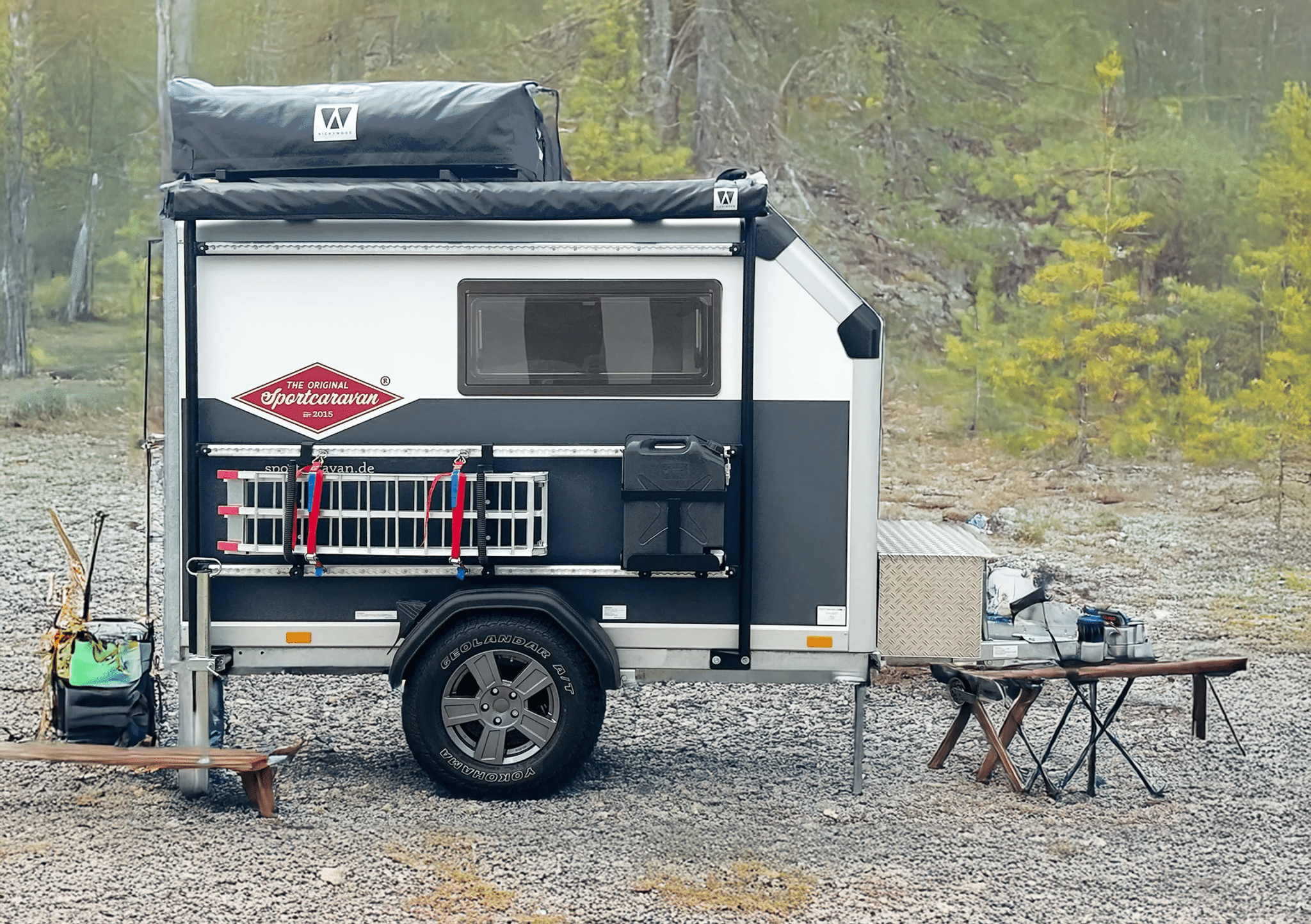 Sportcaravan Cube 2: Wohnwagen aus Deutschland für Motorräder