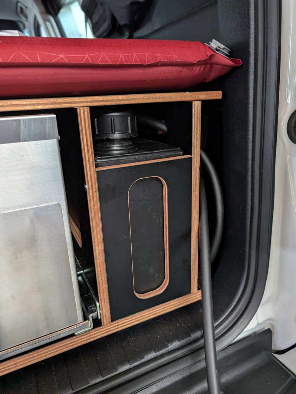 Der neue Toyota Land Cruiser 250 als Offroad-Camper - vanlifemag.de