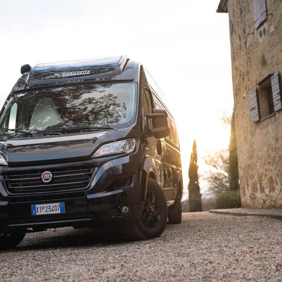 Sportcaravan Cube 2: Wohnwagen aus Deutschland für Motorräder