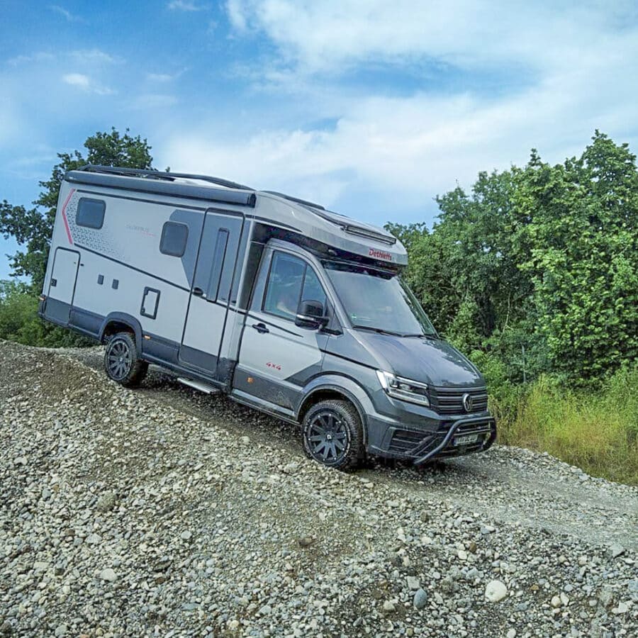 GÜNSTIGER CARAVAN MIT HUBDACH - vanlifemag.de