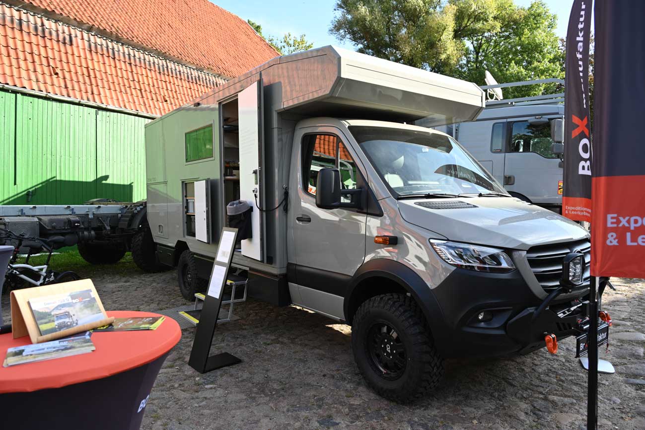 Allrad-Sprinter mit Boxmanufaktur-Wohnkabine: Camper fürs Abenteuer - vanlifemag.de